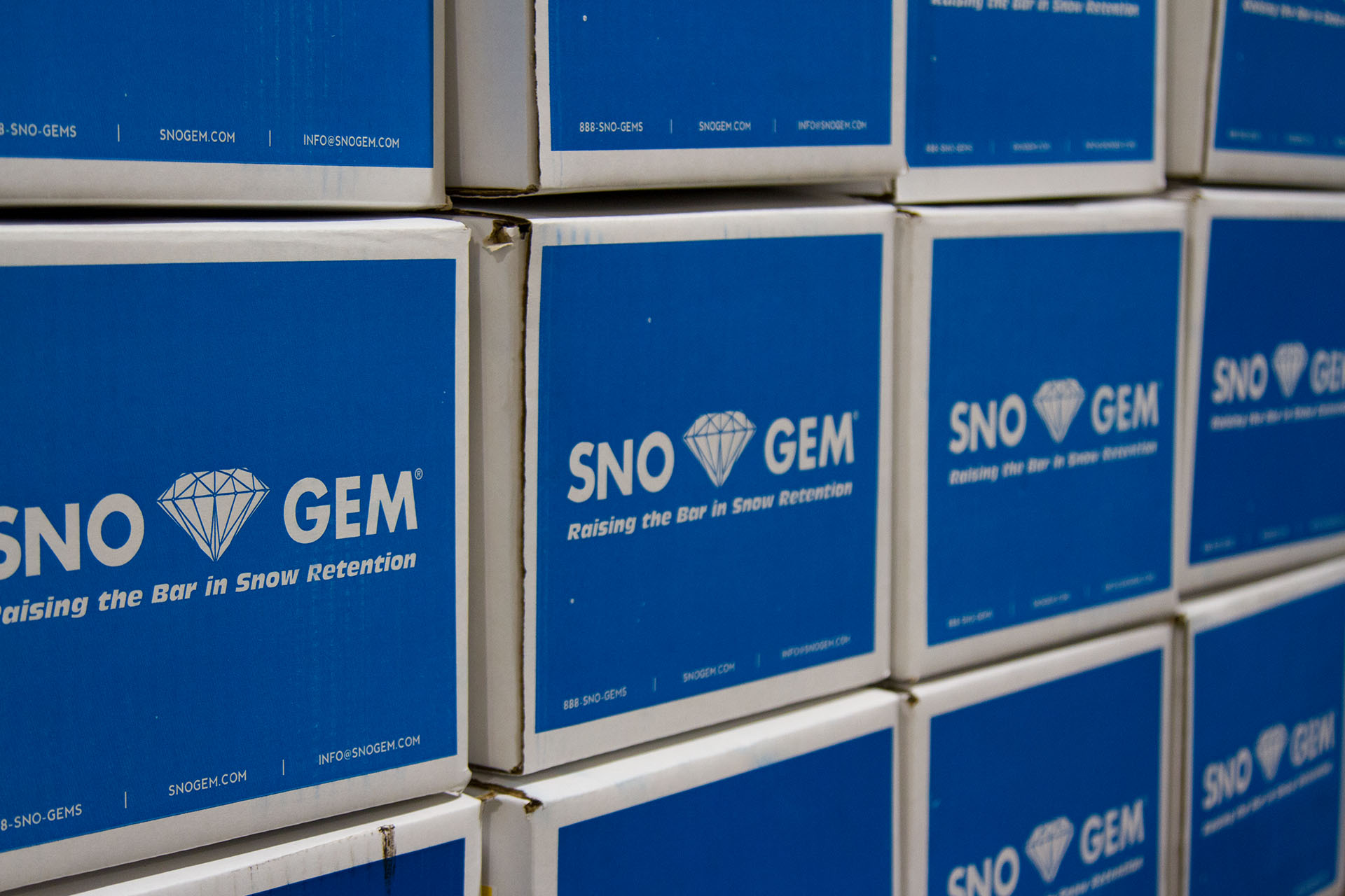 Sno Gem Shipping Box | Connor Warden